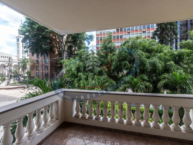 Apartamento em Itaim Bibi, São Paulo/SP de 120m² 2 quartos para locação R$ 6.900,00/mes