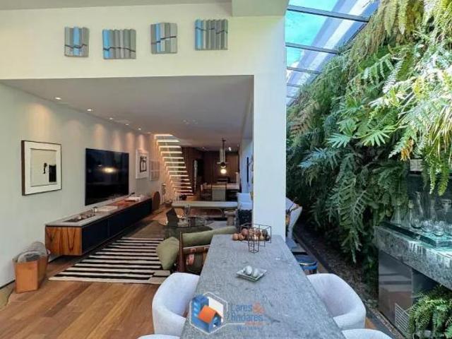 Apartamento em Itaim Bibi, São Paulo/SP de 250m² 2 quartos à venda por R$ 8.000.000,00