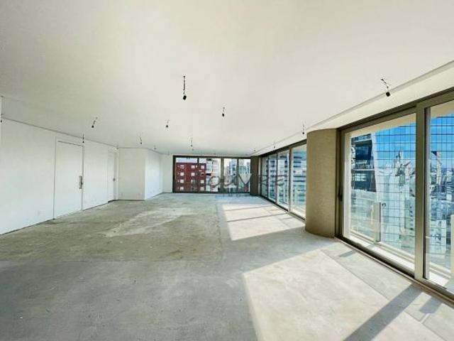 Apartamento em Itaim Bibi, São Paulo/SP de 335m² 4 quartos à venda por R$ 14.500.000,00