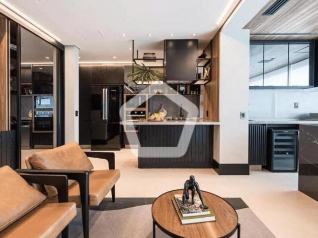 Apartamento em Itaim Bibi