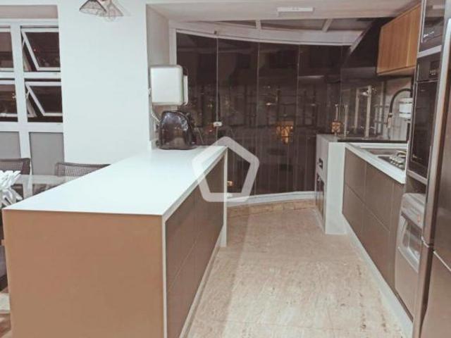 Apartamento em Itaim Bibi