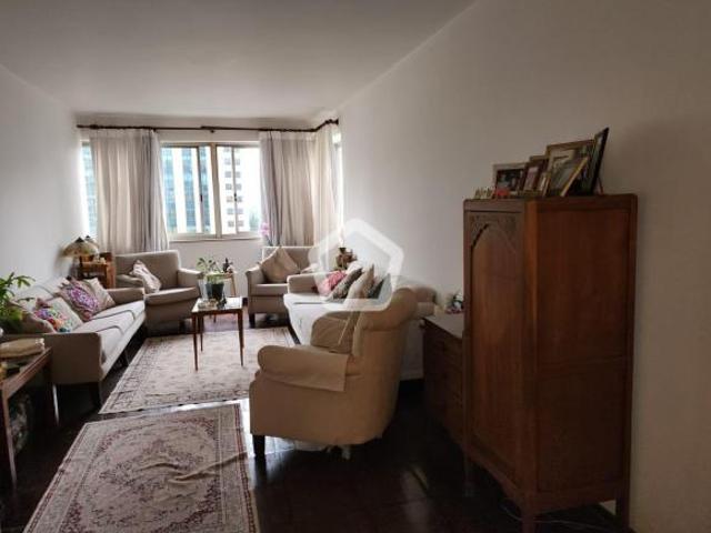 Apartamento em Itaim Bibi