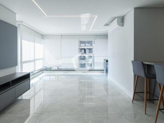 Apartamento em Itaim Bibi