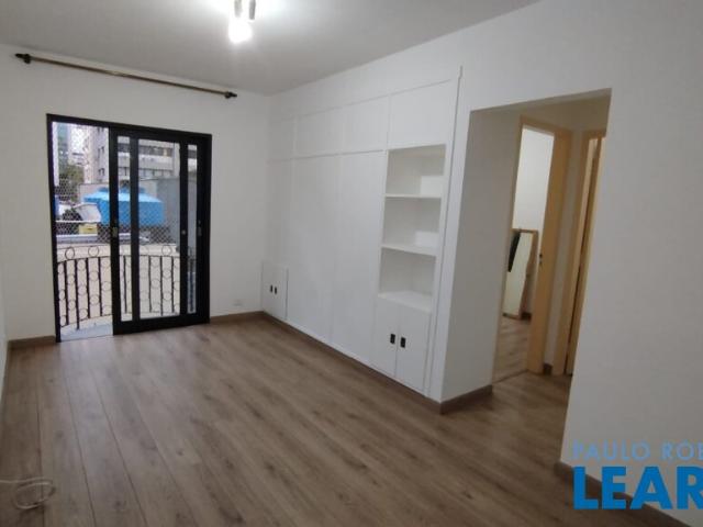 Apartamento em Itaim, São Paulo, SP