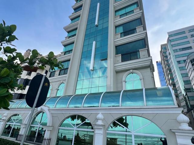 Apartamento em, Itapema/SC de 158m² 4 quartos à venda por R$ 6.829.000,00