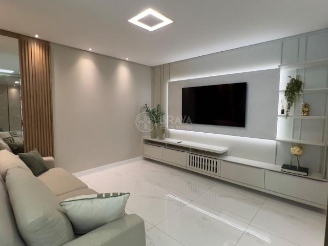 Apartamento em, Itapema/SC de 159m² 3 quartos à venda por R$ 3.999.000,00