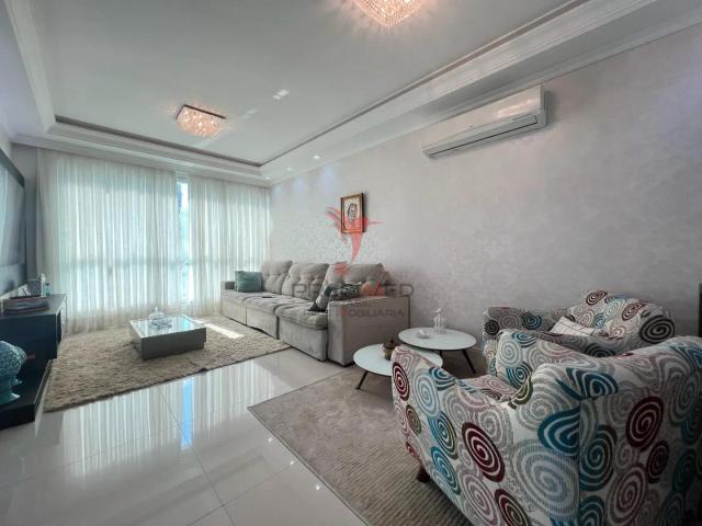 Apartamento em, Itapema/SC de 171m² 4 quartos à venda por R$ 2.999.900,00