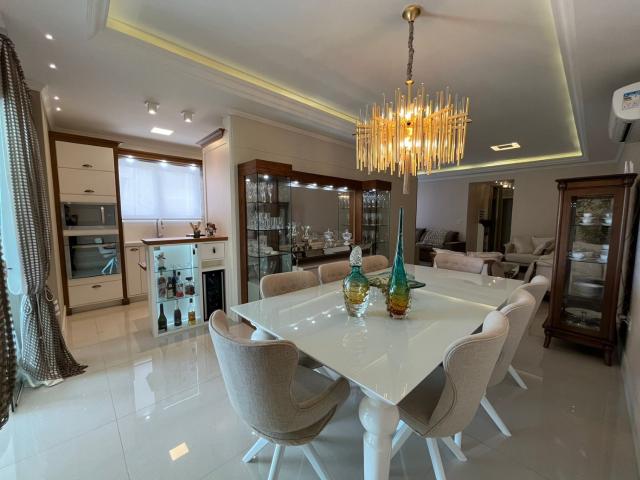 Apartamento em, Itapema/SC de 181m² 4 quartos à venda por R$ 4.199.000,00