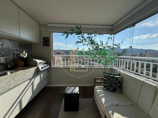 Apartamento em Jardim Country Club Poços de Caldas