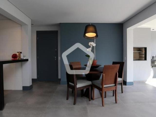 Apartamento em Jardim Caboré
