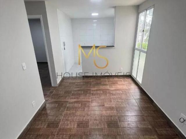 Apartamento em Jardim Caiapia, Cotia/SP de 39m² 2 quartos à venda por R$ 210.000,00