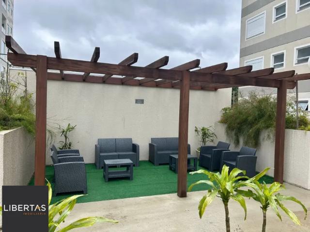 Apartamento em Jardim Carvalho