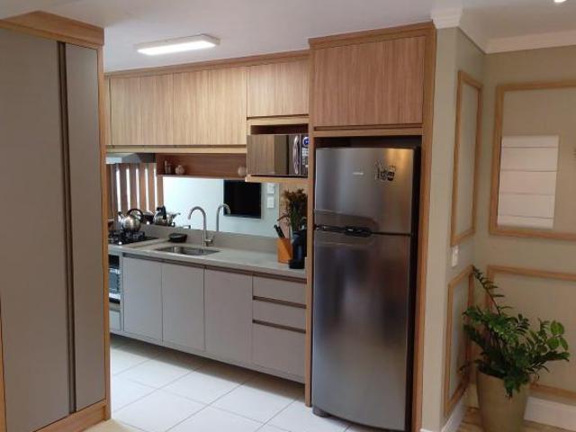 Apartamento em Jardim Carvalho