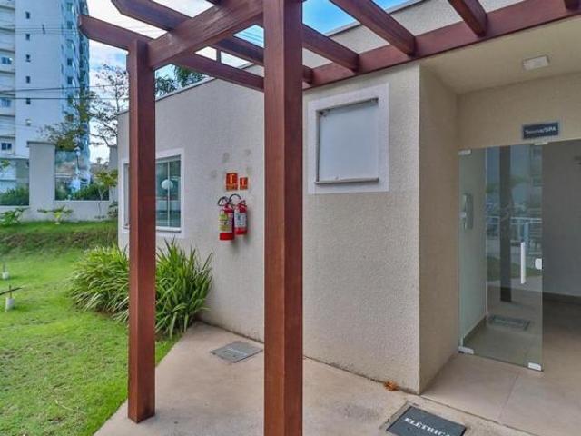 Apartamento em Jardim Carvalho