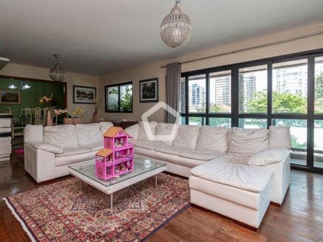 Apartamento em Jardim Anália Franco