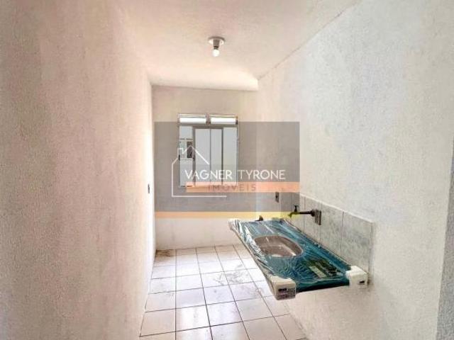 Apartamento em Jardim Arco Íris, Cotia/SP de 44m² 2 quartos à venda por R$ 140.000,00