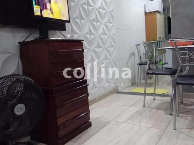 Apartamento em Jardim Arco Íris, Cotia/SP de 52m² 2 quartos à venda por R$ 160.000,00