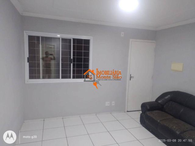 Apartamento em Jardim Guilhermino, Guarulhos/SP de 48m² 2 quartos à venda por R$ 174.900,00