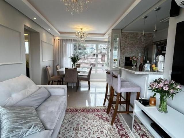 Apartamento em Jardim do Salso