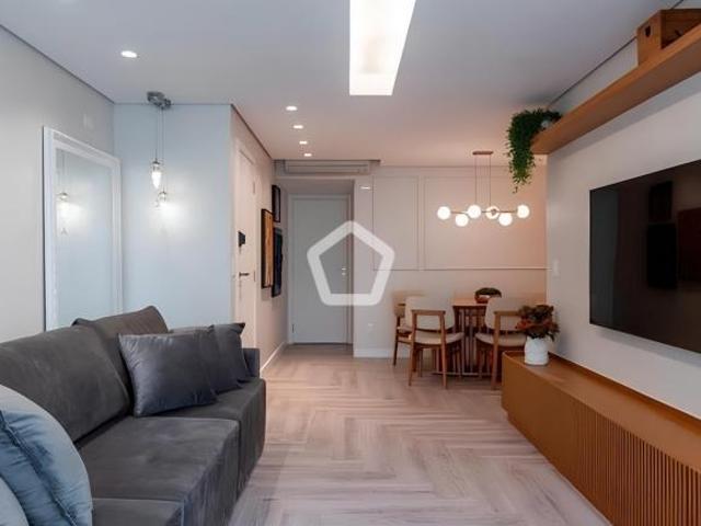 Apartamento em Jardim das Acácias