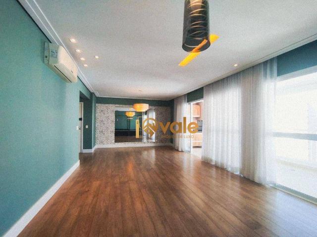 Apartamento em Jardim das Indústrias, São José dos Campos/SP de 142m² 3 quartos para locação R$ 5.500,00/mes