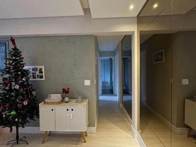 Apartamento em Jardim das Indústrias, São José dos Campos/SP de 122m² 4 quartos à venda por R$ 1.750