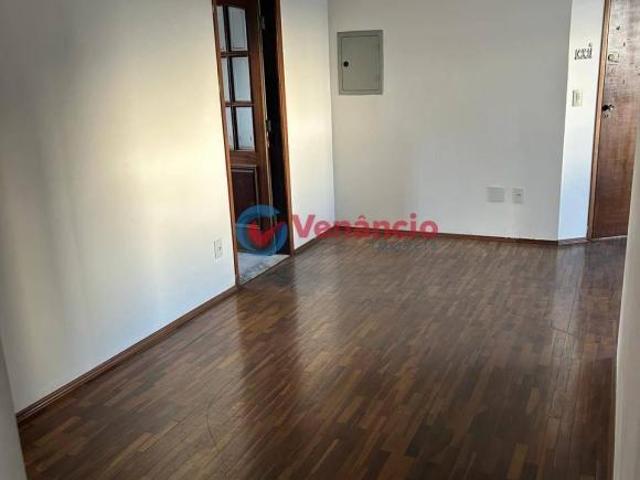 Apartamento em Jardim das Indústrias, São José dos Campos/SP de 80m² 3 quartos à venda por R$ 450.00