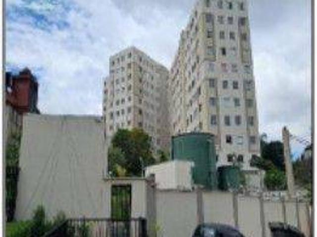 Apartamento em Jardim Fanganiello, São Paulo/SP de 34m² 2 quartos à venda por R$ 119.882,70