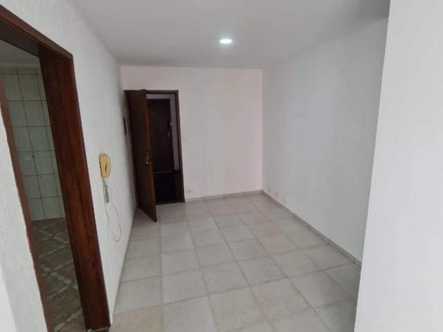 Apartamento em Jardim Flor da Montanha, Guarulhos/SP de 62m² 2 quartos à venda por R$ 297.000,00