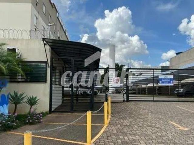 Apartamento em Jardim Interlagos com 90m², 3 dormitórios e 2 banheiros por R$.