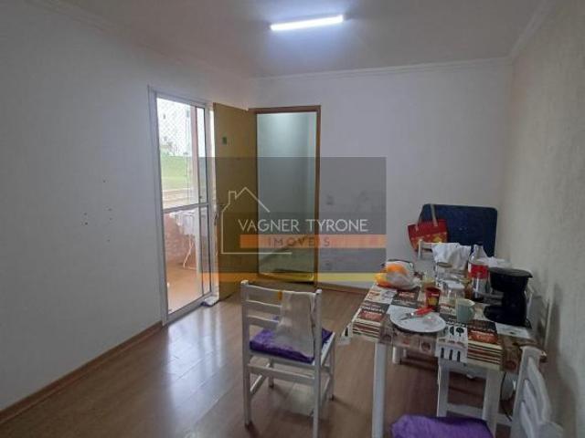 Apartamento em Jardim Ísis, Cotia/SP de 45m² 2 quartos à venda por R$ 190.000,00