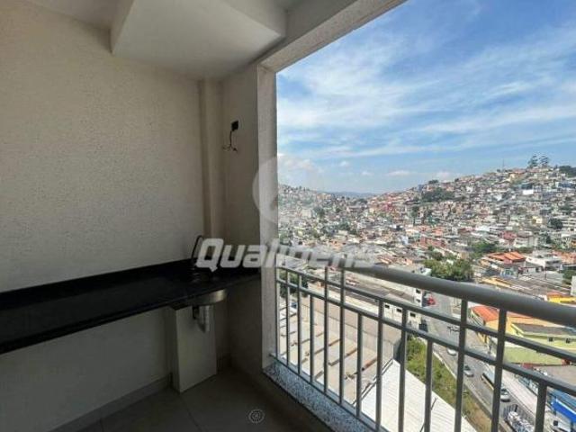 Apartamento em Jardim Itapark