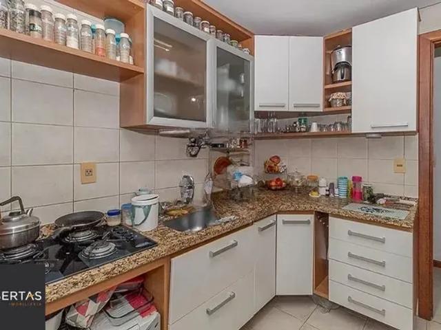 Apartamento em Jardim Leopoldina