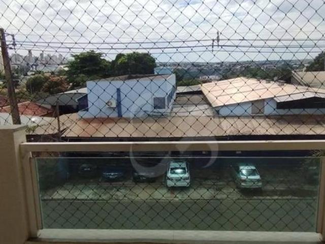 Apartamento em Jardim Morumbi, Londrina/PR de 67m² 3 quartos à venda por R$ 260.000,00