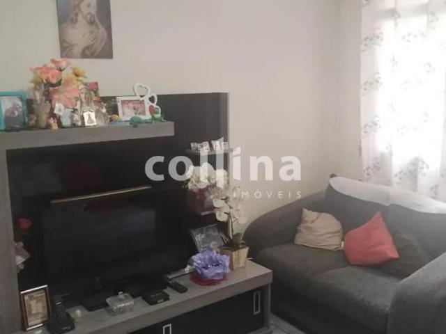 Apartamento em Jardim Maria Beatriz, Carapicuíba/SP de 48m² 2 quartos à venda por R$ 170.000,00