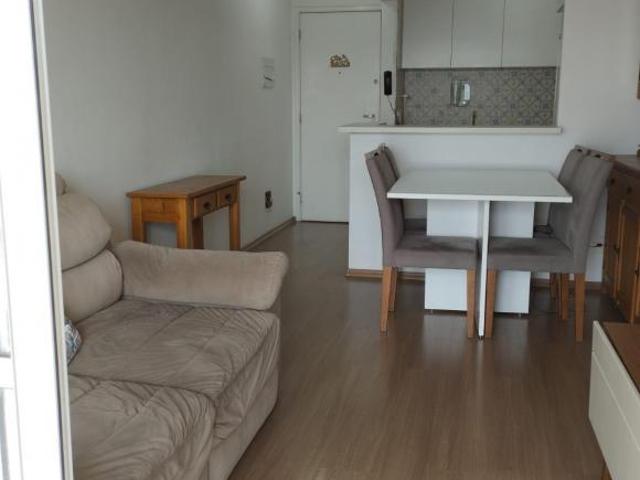 Apartamento em Jardim Maria Rosa, Taboão da Serra/SP