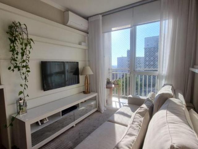 Apartamento em Jardim Sabará