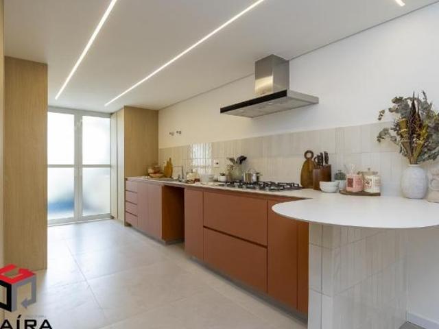 Apartamento em Jardim Paulista com 141m²