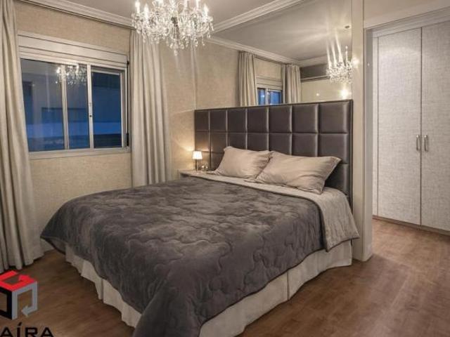 Apartamento em Jardim Paulista com 142m²