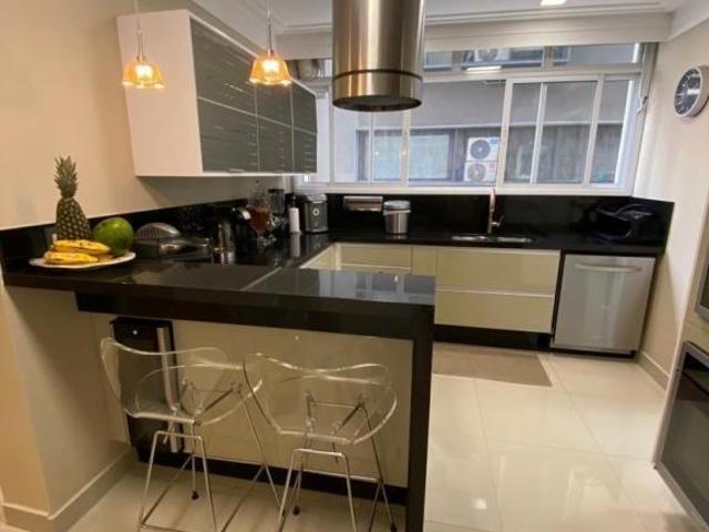 Apartamento em Jardim Paulista com 200m²