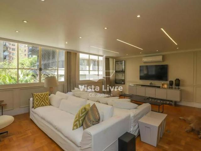 Apartamento em Jardim Paulista, São Paulo/SP de 198m² 3 quartos à venda por R$ 3.050.000,00