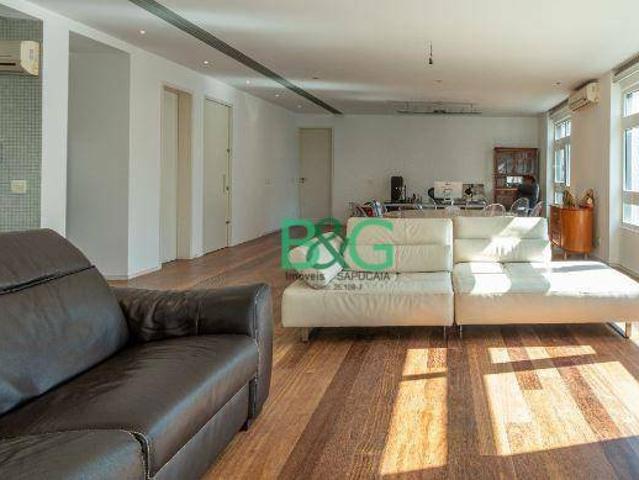 Apartamento em Jardim Paulista, São Paulo/SP de 239m² 3 quartos à venda por R$ 3.349.900,00