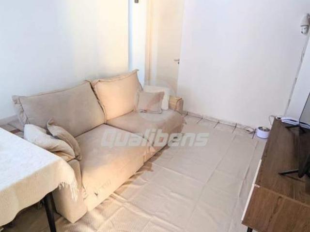 Apartamento em Jardim Primavera