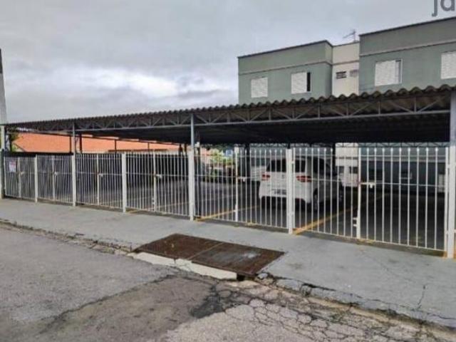 Apartamento em Jardim Rene, São Roque/SP