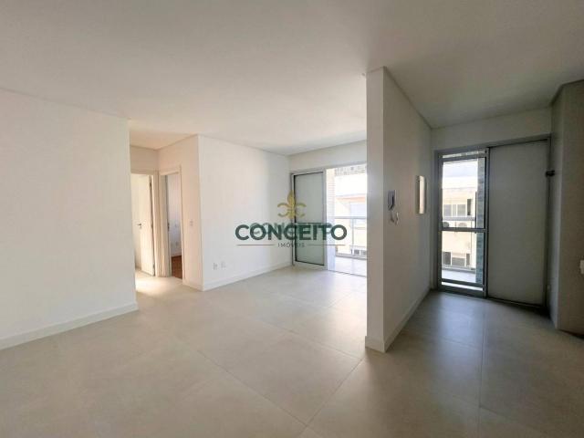 Apartamento em Kobrasol, São José/SC de 67m² 2 quartos à venda por R$ 699.900,00
