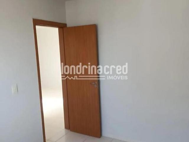 Apartamento em Lagoa Dourada, Londrina/PR de 43m² 2 quartos à venda por R$ 265.000,00