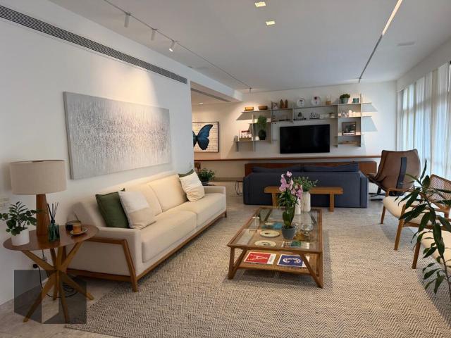 Apartamento em Lagoa, Rio de Janeiro/RJ de 256m² 4 quartos à venda por R$ 4.499.000,00