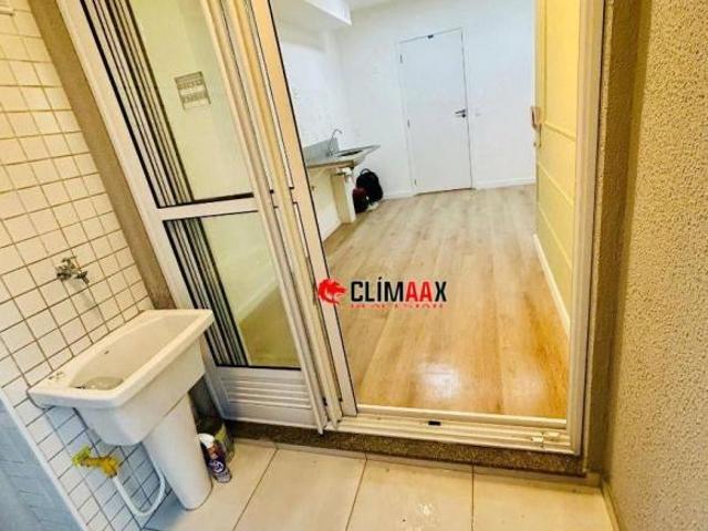Apartamento em Lapa com 41m², 2 dorm suíte e varanda Zona Oeste SP