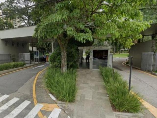 Apartamento em leilão a venda em VILA SUZANA, São Paulo