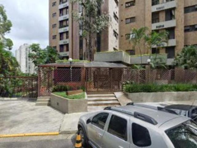 Apartamento em leilão a venda em Vila Suzana, São Paulo